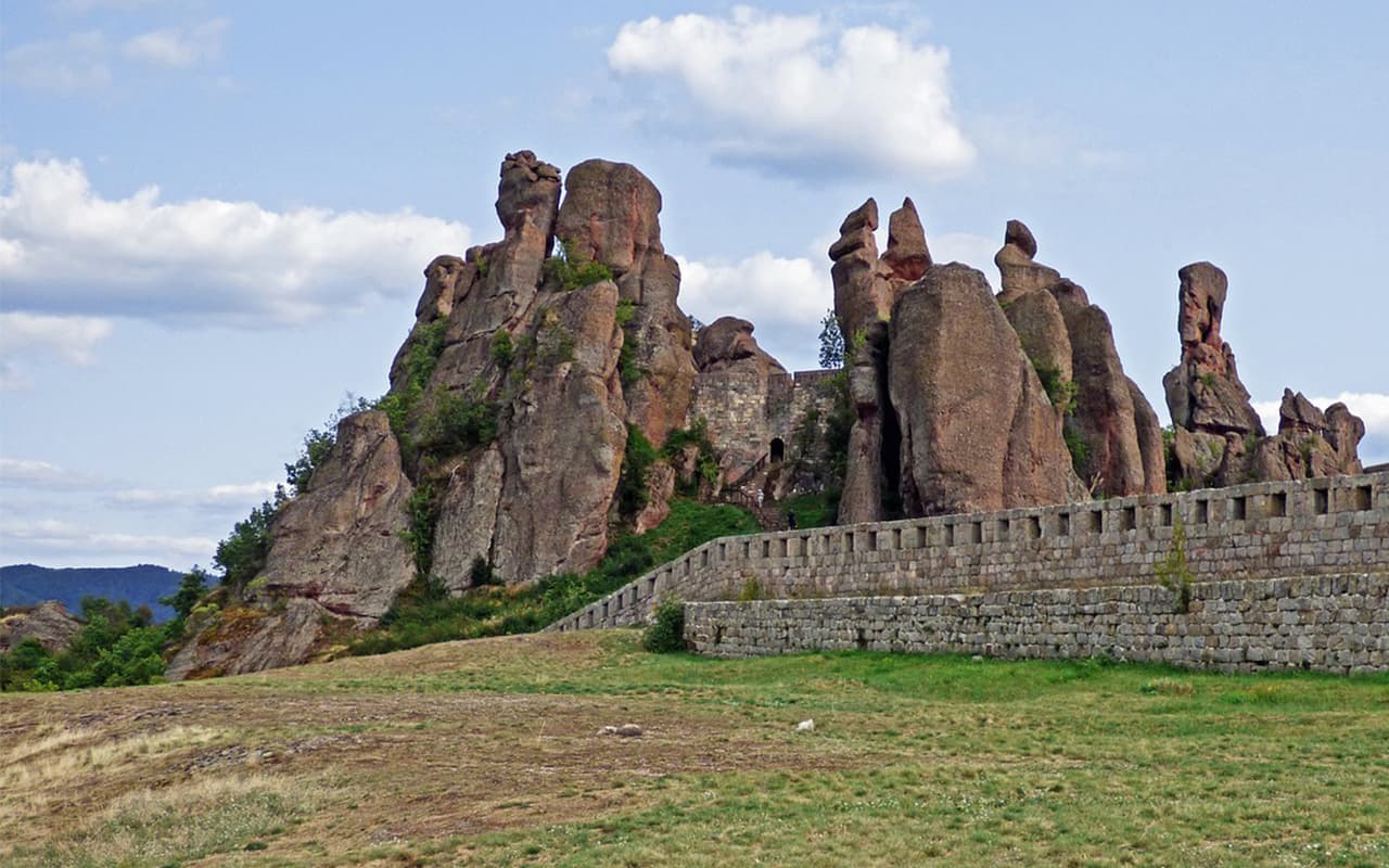 Bulgaria is an amazingly diverse country - New Mad-Tours